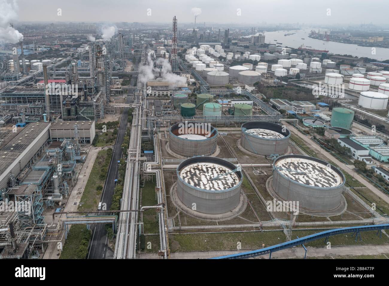 Aerial view of the pipelines and storage tanks Stock Photo - Alamy