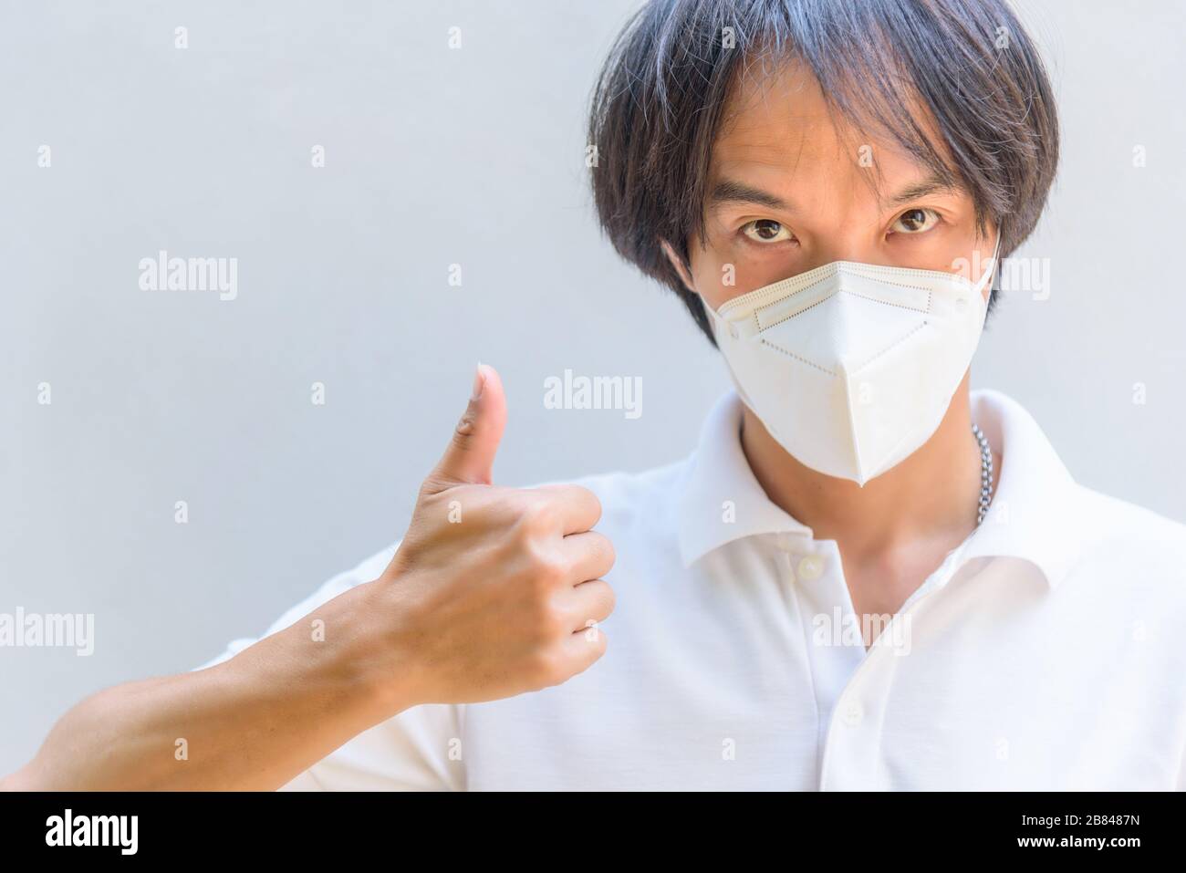 Wearing n95 mask hi-res stock photography and images - Alamy