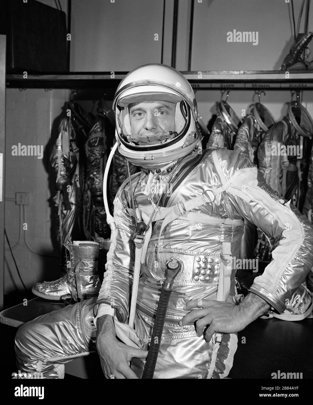 Vintage astronaut Black and White Stock Photos & Images - Alamy