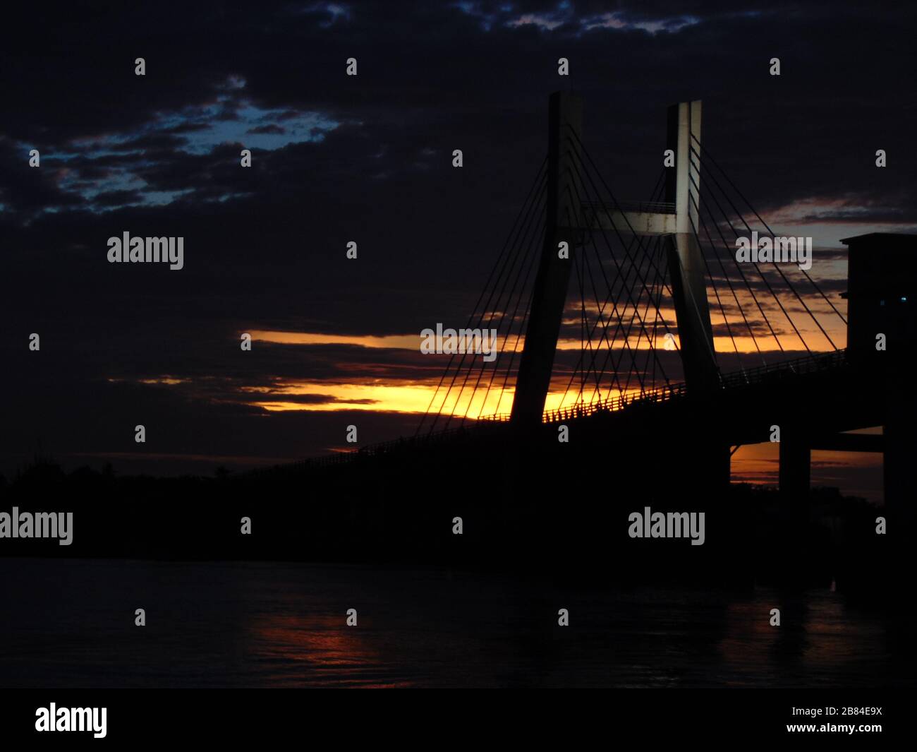 Beautiful black blue bridge building hi-res stock photography and ...