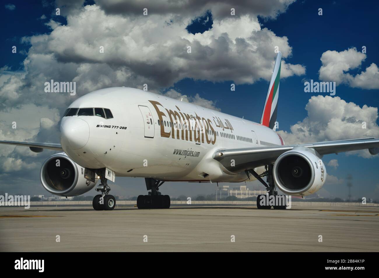 Emirates Airlines Boeing 777 Stock Photo - Alamy