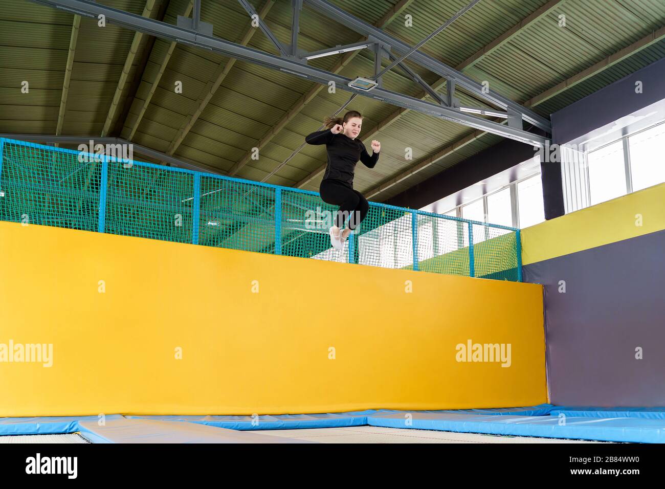 Trampoline woman acrobat hi-res stock photography and images - Alamy