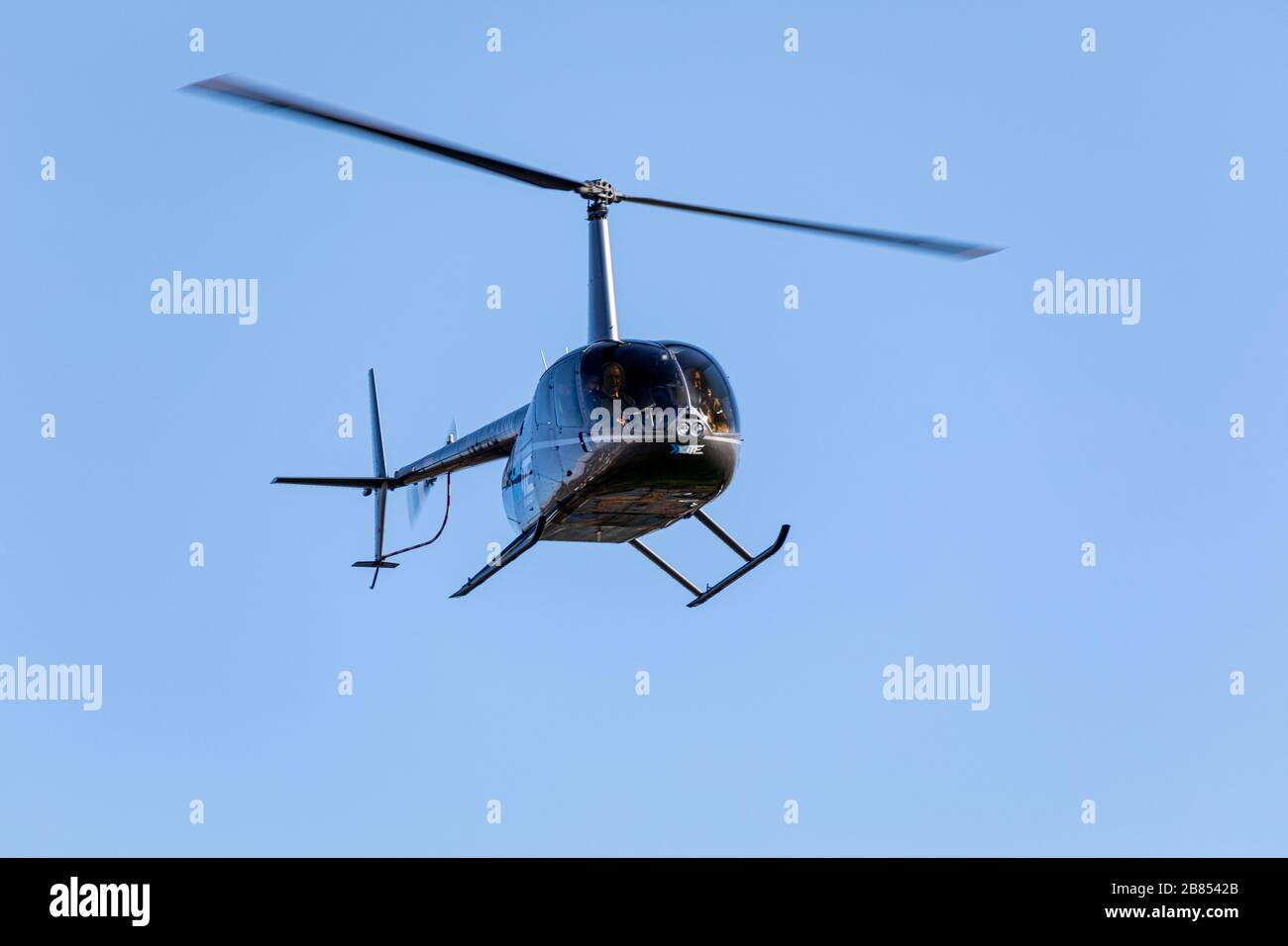 Small helicopter hi-res stock photography and images - Alamy
