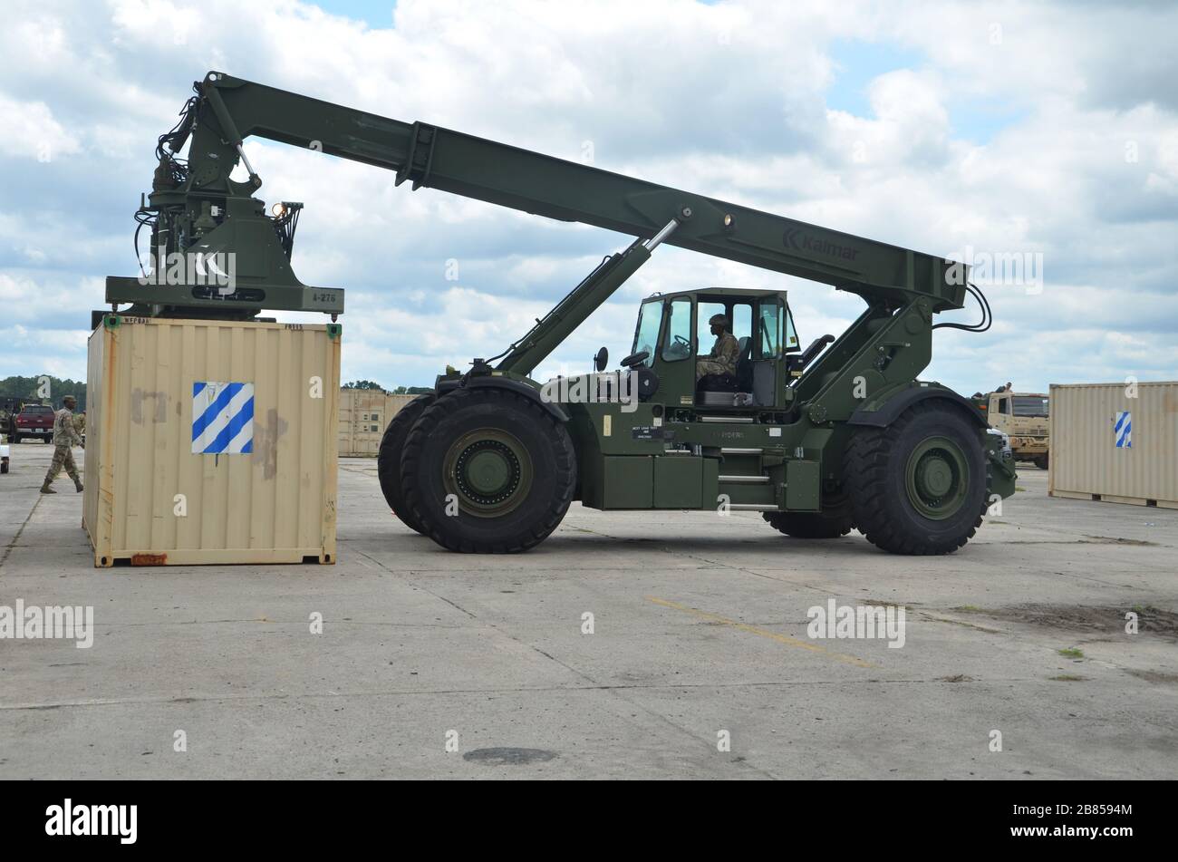 1st infantry division combat aviation brigade hi-res stock photography ...