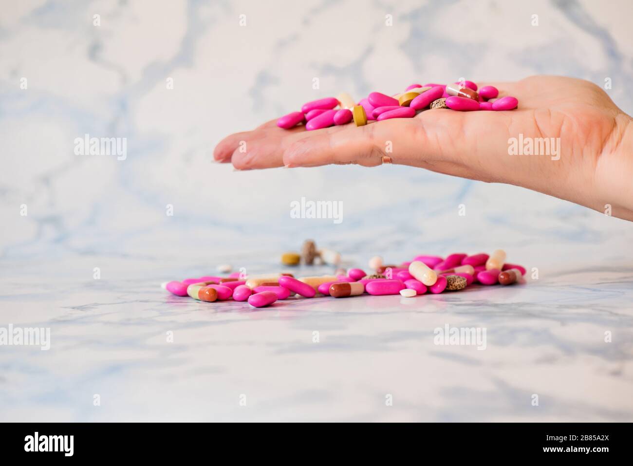 Tablets in the palm of hand Tablet in the fingers of hand Stock Photo ...