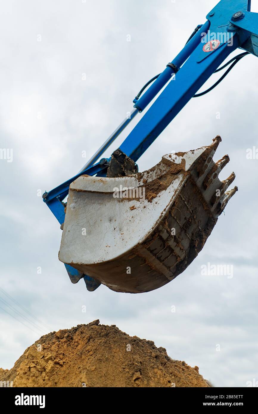 Blue build bucket hi-res stock photography and images - Alamy