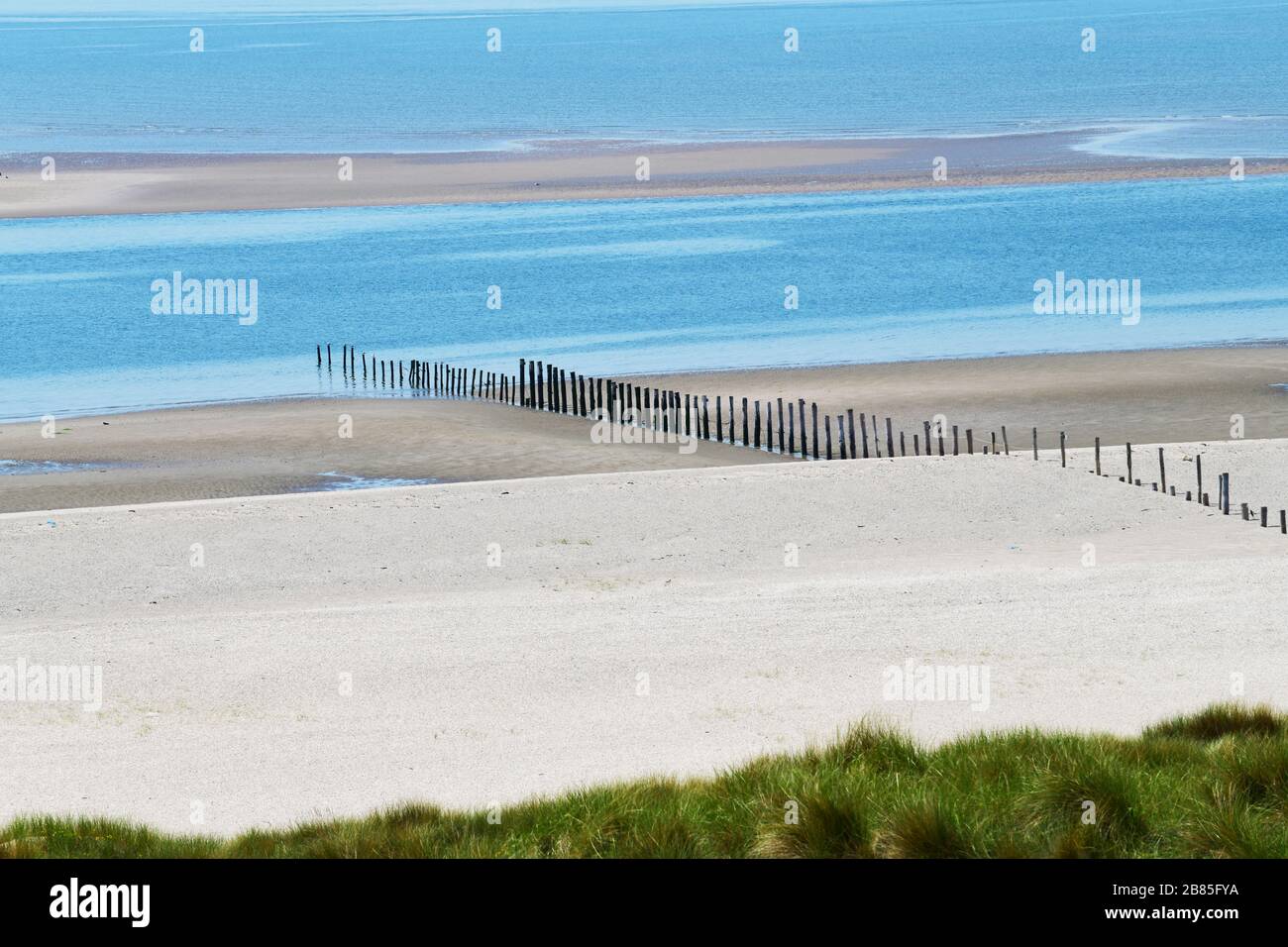 Coastal wooden breakwaters hi-res stock photography and images - Alamy