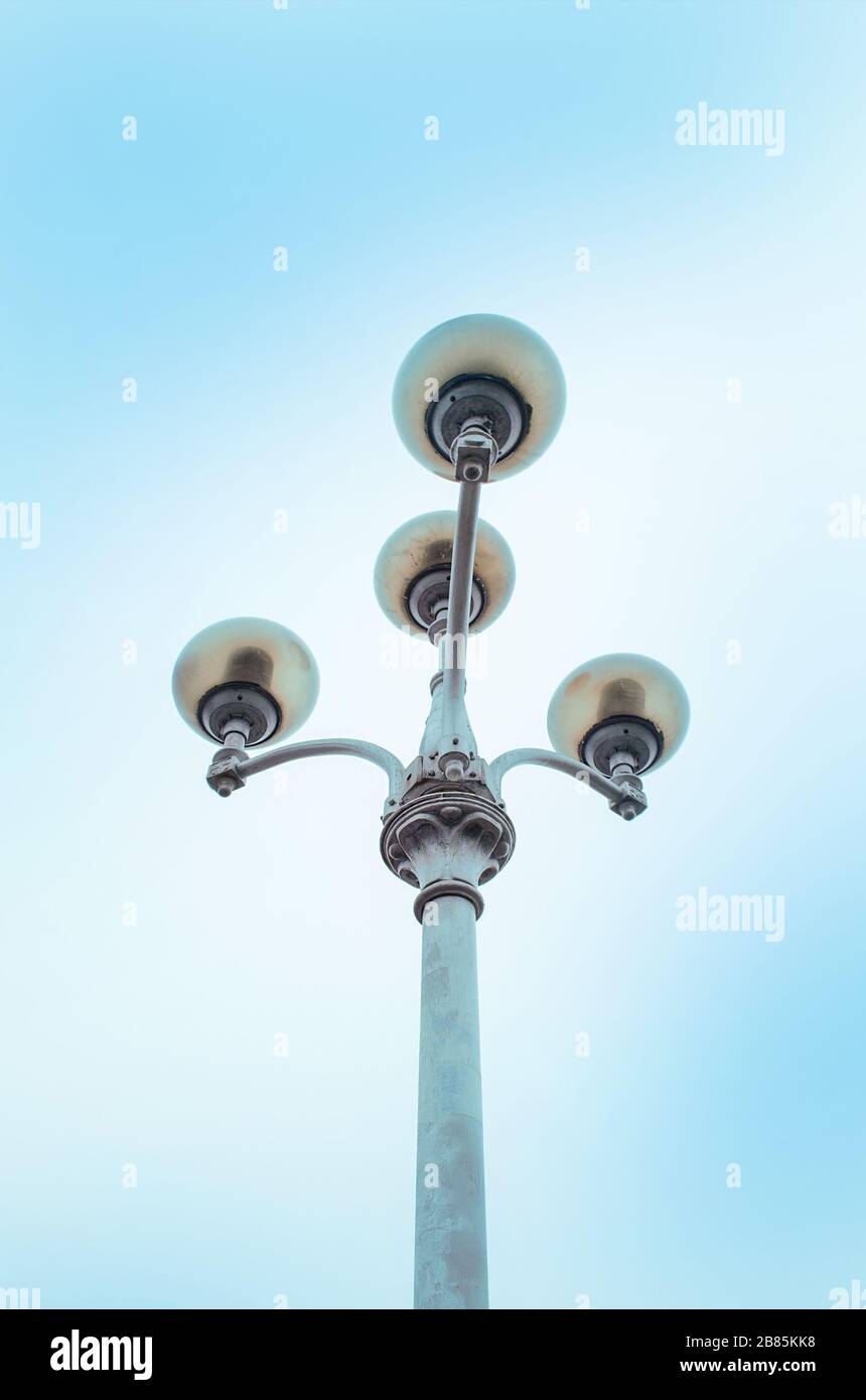 Vintage street light in Kiev, Ukraine. Streetlights in old Kiev ...