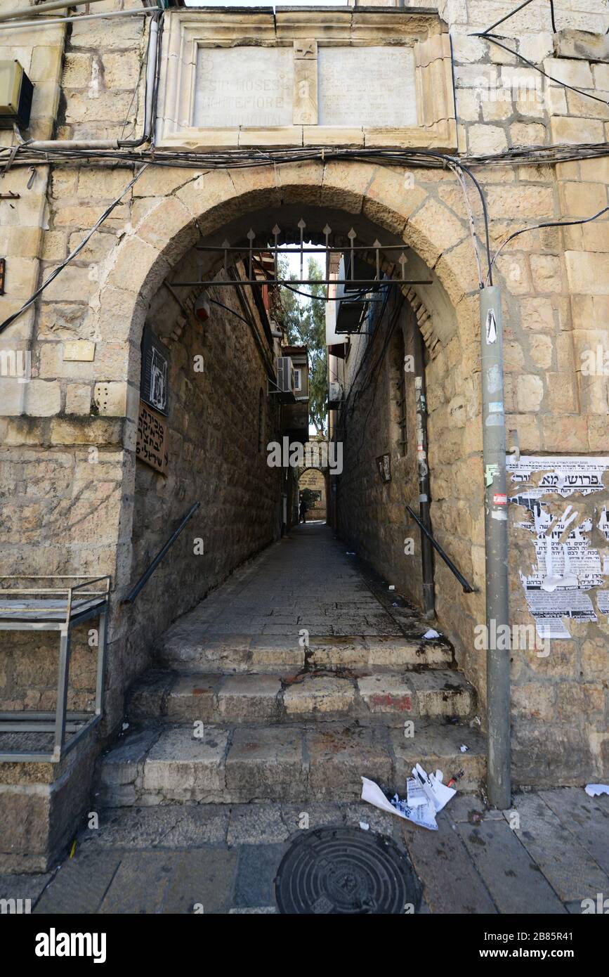 Nachlaot High Resolution Stock Photography and Images - Alamy