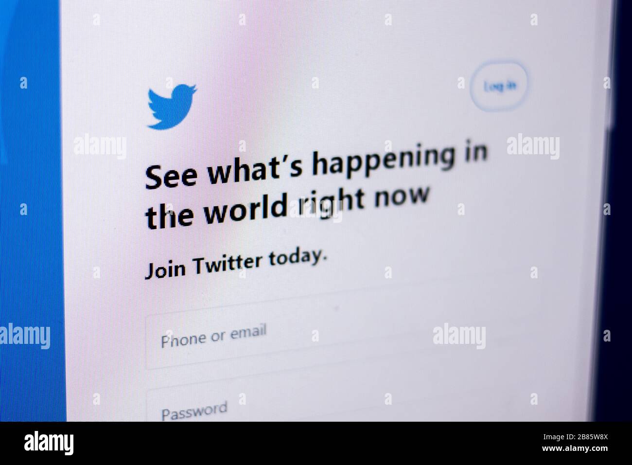 Twitter logo display computer screen hi-res stock photography and ...