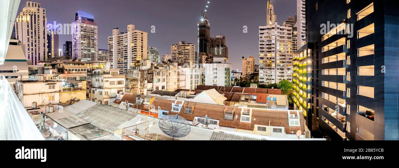 Large urban communities, houses in the midst of surrounded by large ...