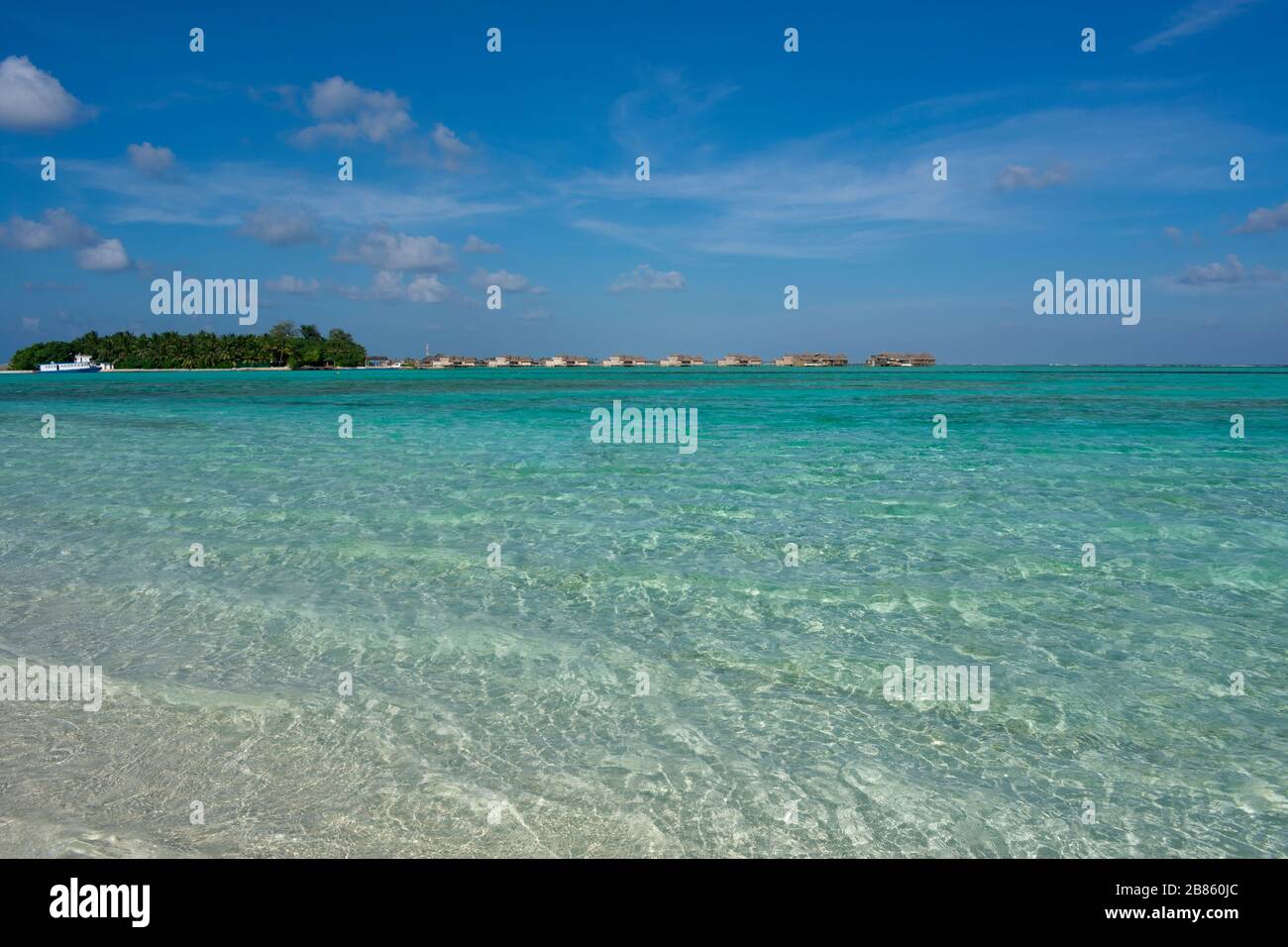 Maldive, north Male atoll - December 28 2019 - The beautiful blue sea ...