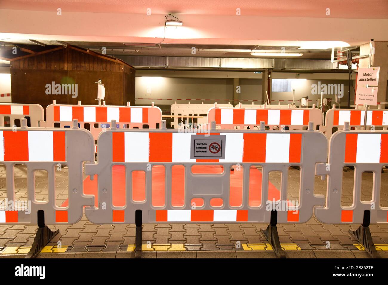 Munich, Deutschland. 19th Mar, 2020. Opening of a mobile test station ...