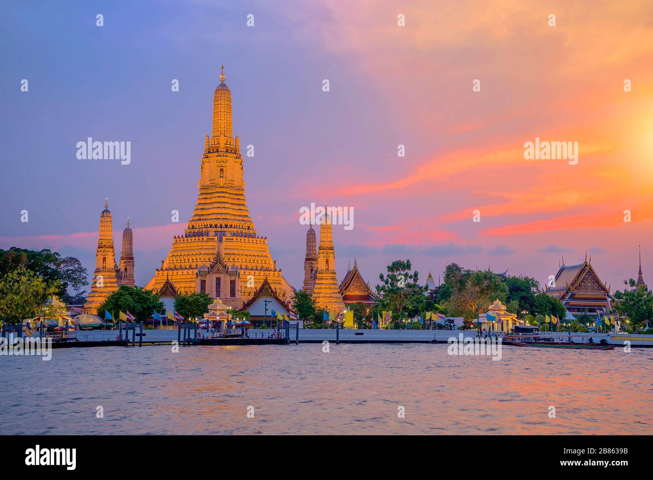 Wat Arun Temple at sunset in bangkok Thailand. Wat Arun is a Buddhist ...