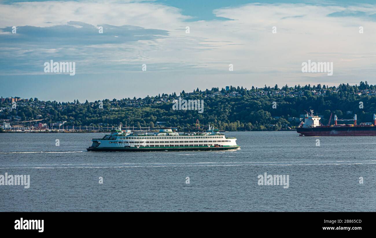 Bainbridge ferry hi-res stock photography and images - Alamy