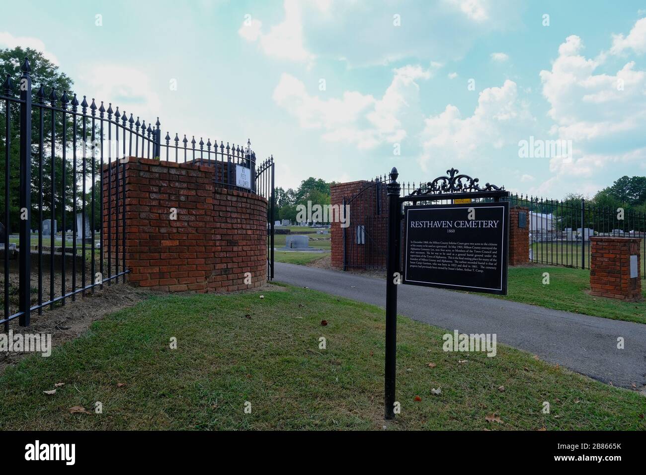 Resthaven cemetery hi-res stock photography and images - Alamy