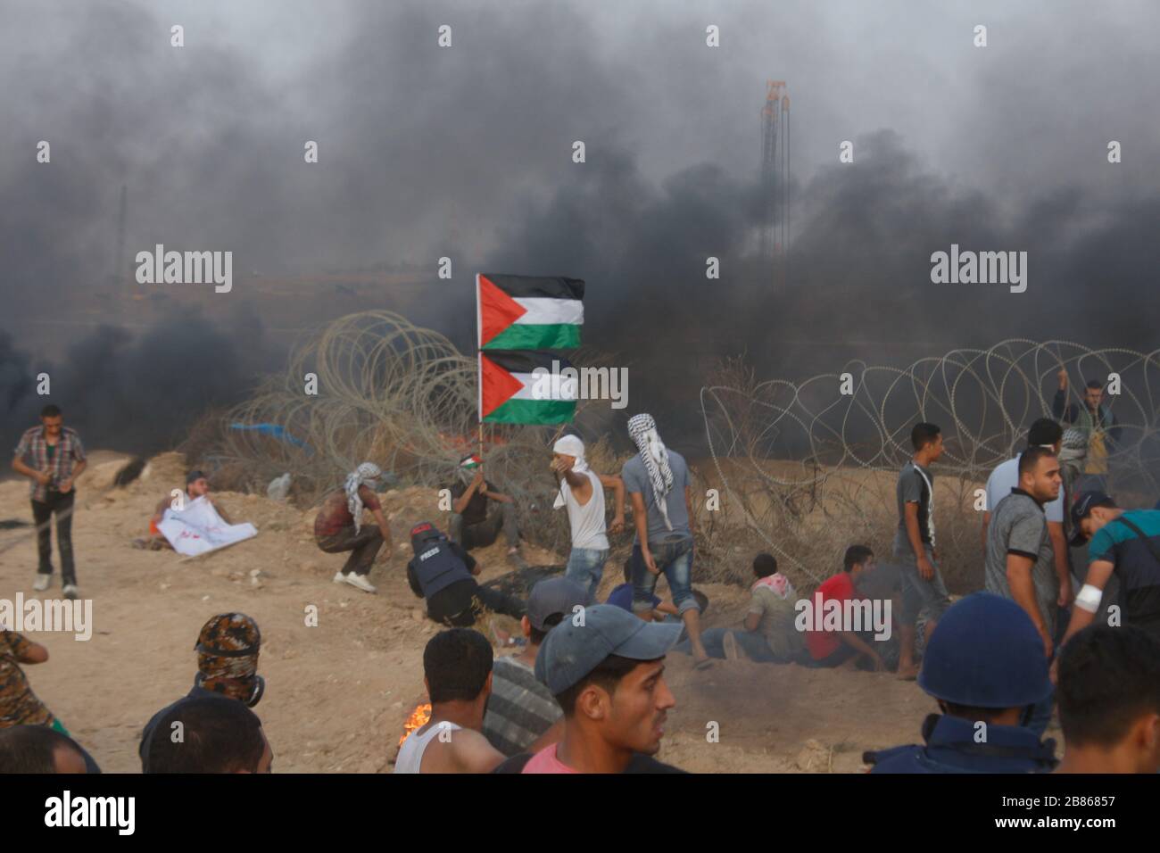 Gaza protests march of return in the border at the Israeil-Gaza border ...