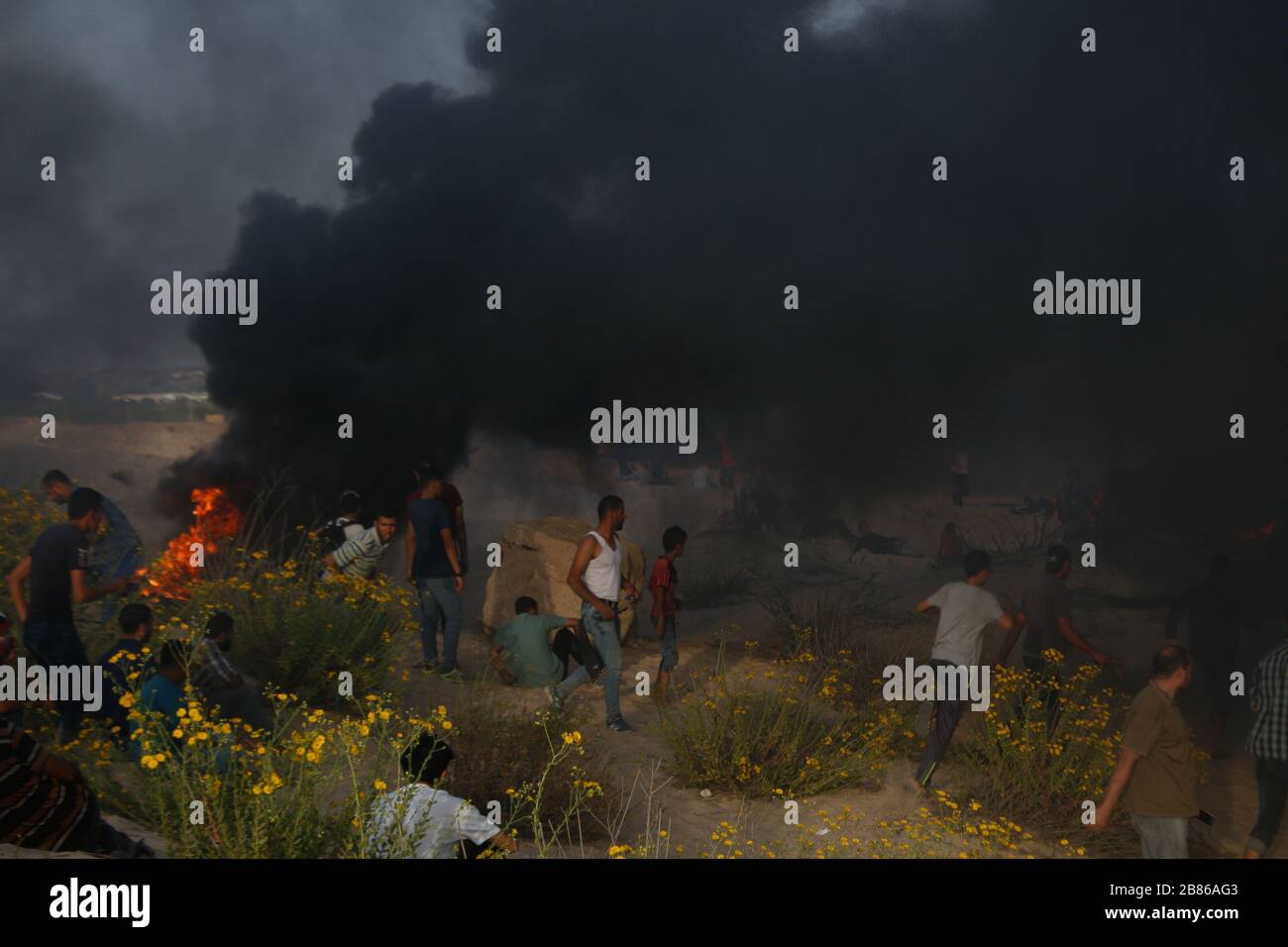 Gaza protests march of return in the border at the Israeil-Gaza border ...