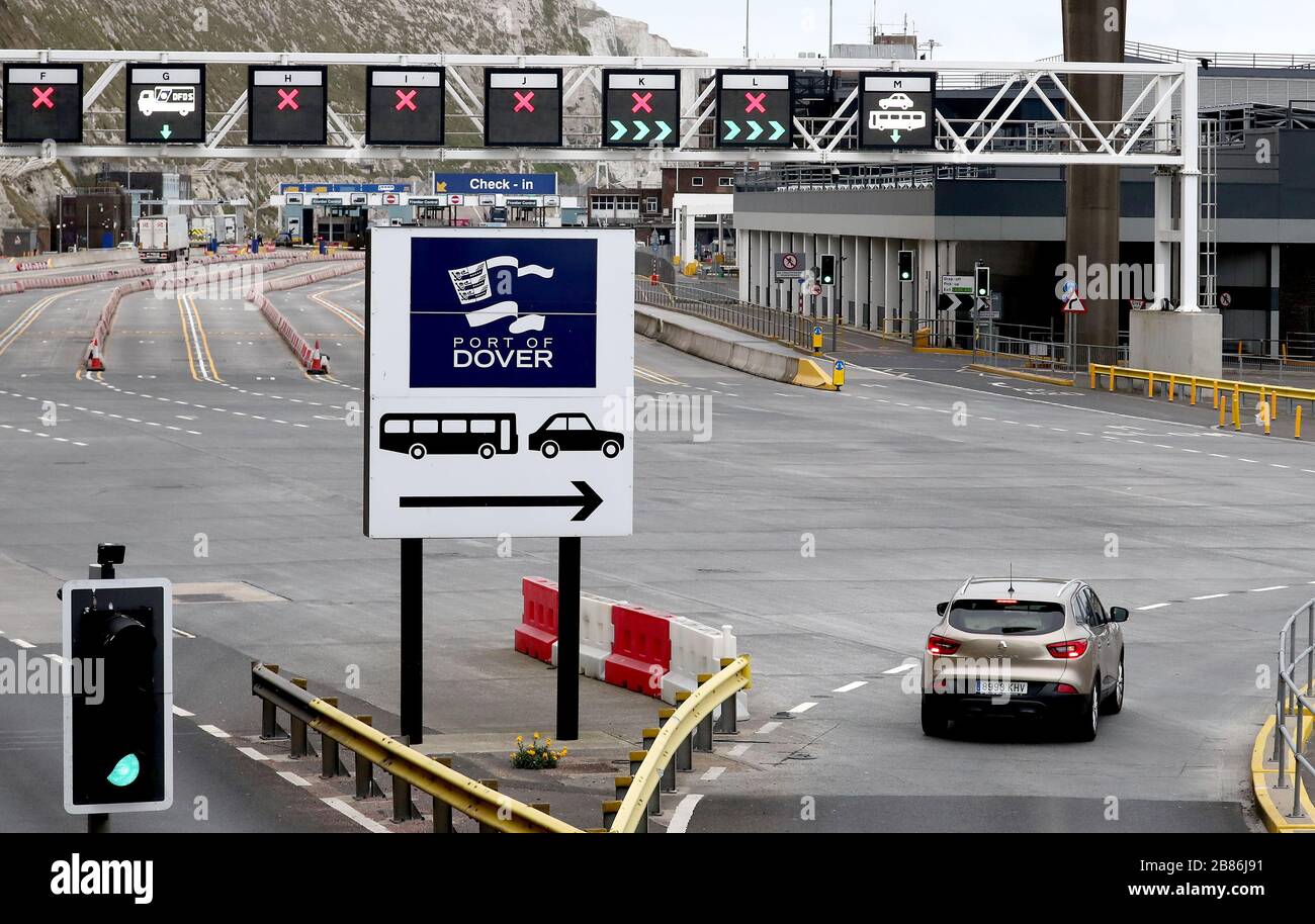 Dover port check in hi-res stock photography and images - Alamy