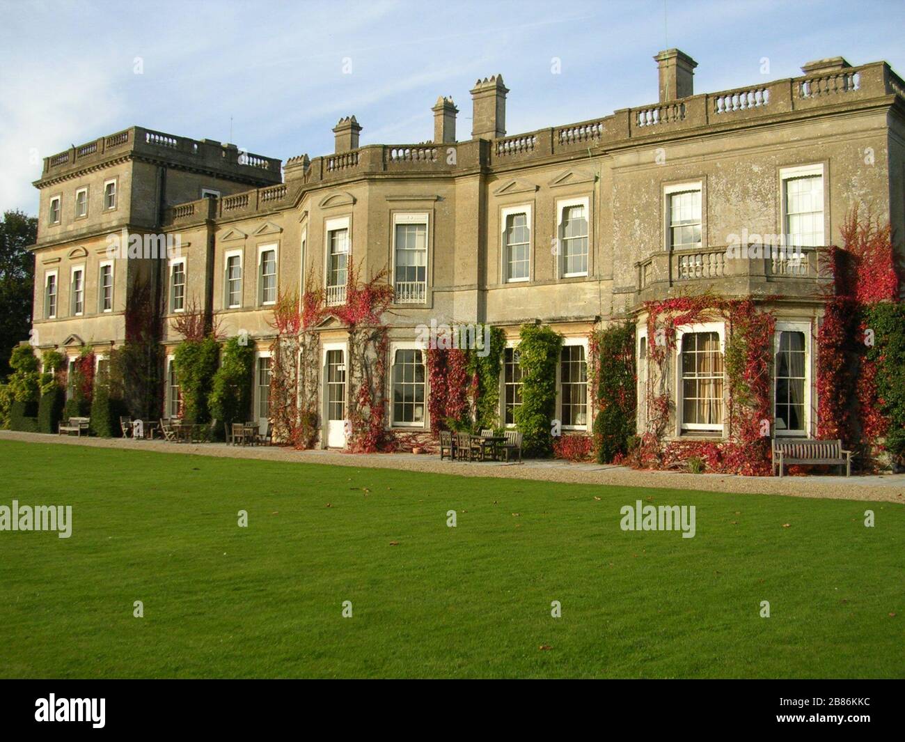 18th century mansion hi-res stock photography and images - Alamy