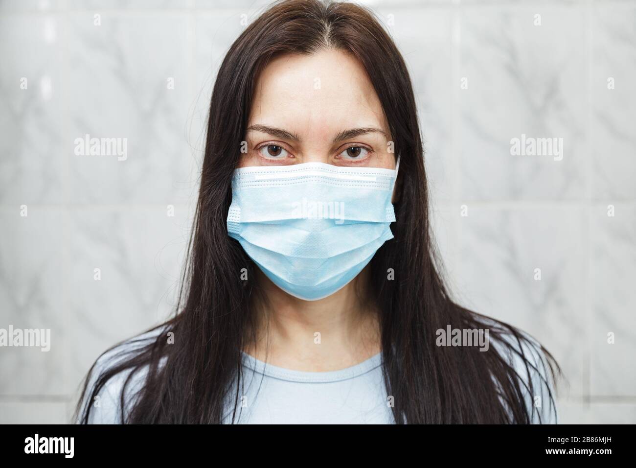 Woman medical mask hi-res stock photography and images - Alamy