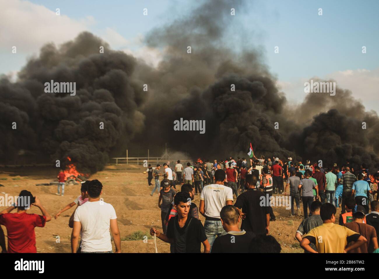 Gaza protests march of return in the border at the Israeil-Gaza border ...
