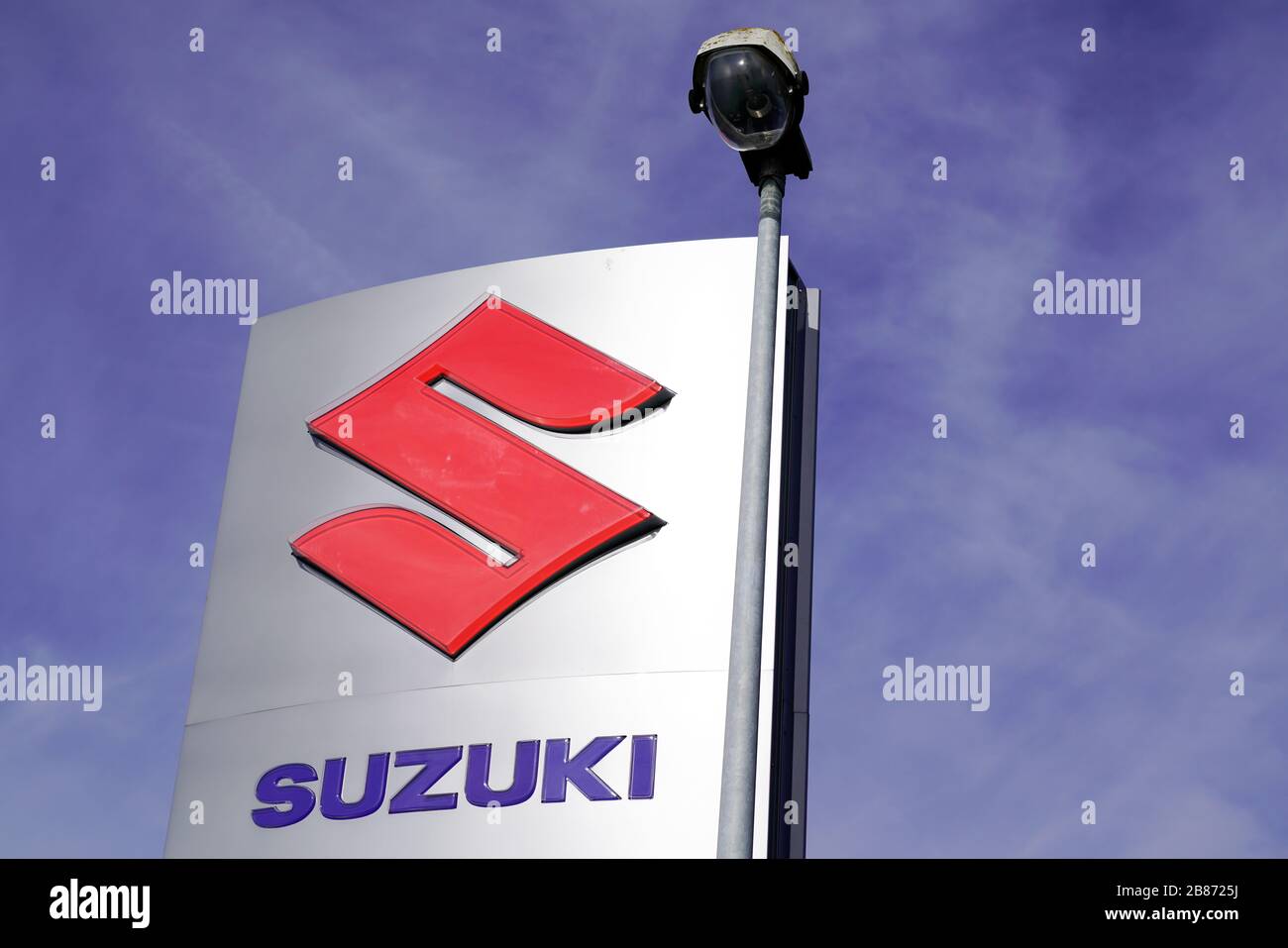 Bordeaux , Aquitaine / France - 10 27 2019 : suzuki sign vehicle shop ...