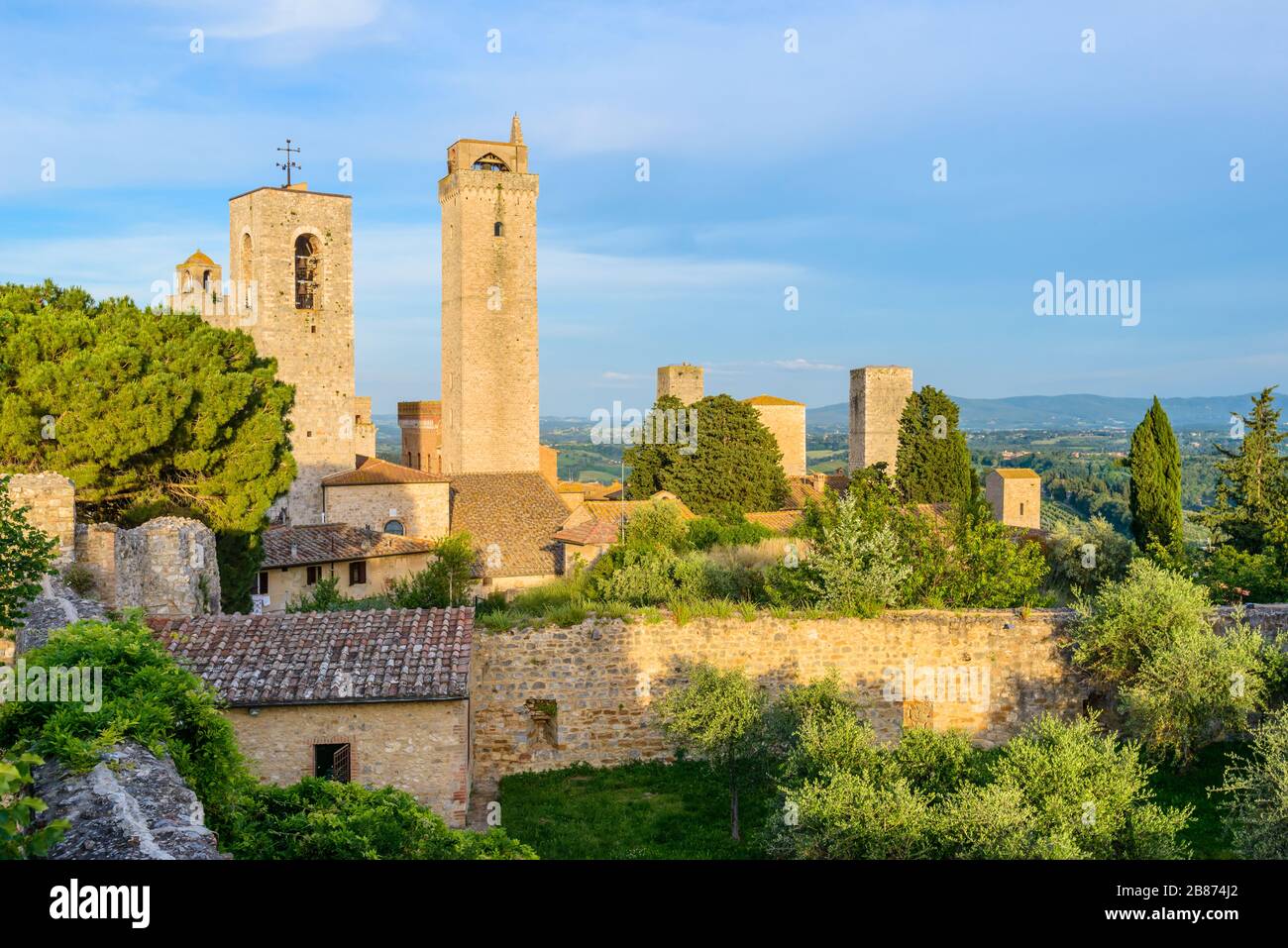 Medieval towers of San Gimignano, Tuscany, Italy (UNESCO World Heritage ...
