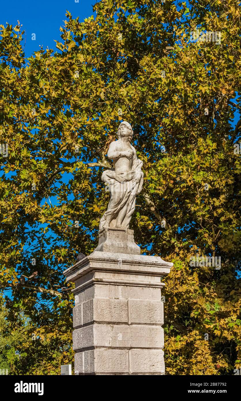 Italy Friuli - Pordenone -Adamo ed Eva Bridge statue Stock Photo - Alamy