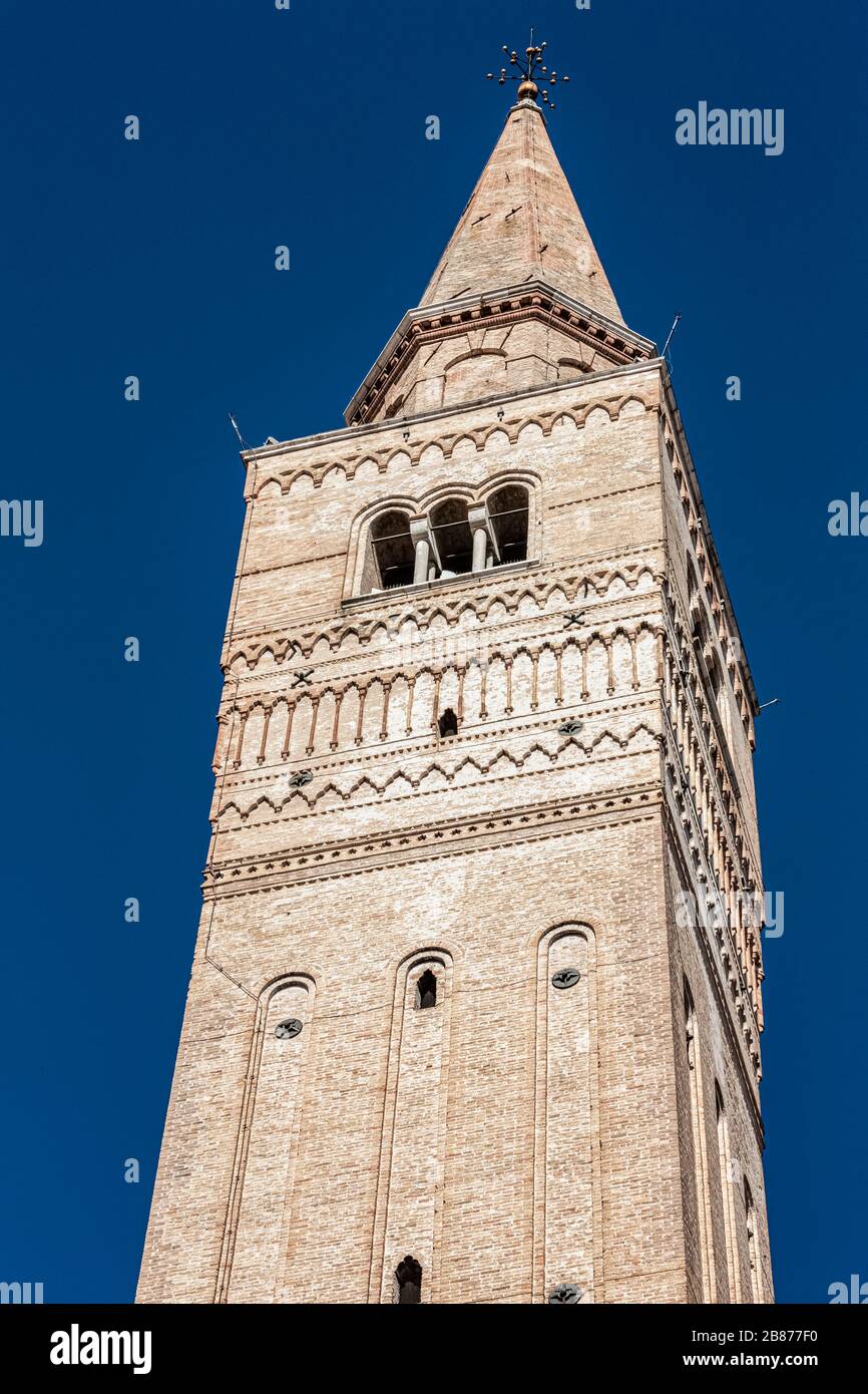 Duomo pordenone hi-res stock photography and images - Alamy