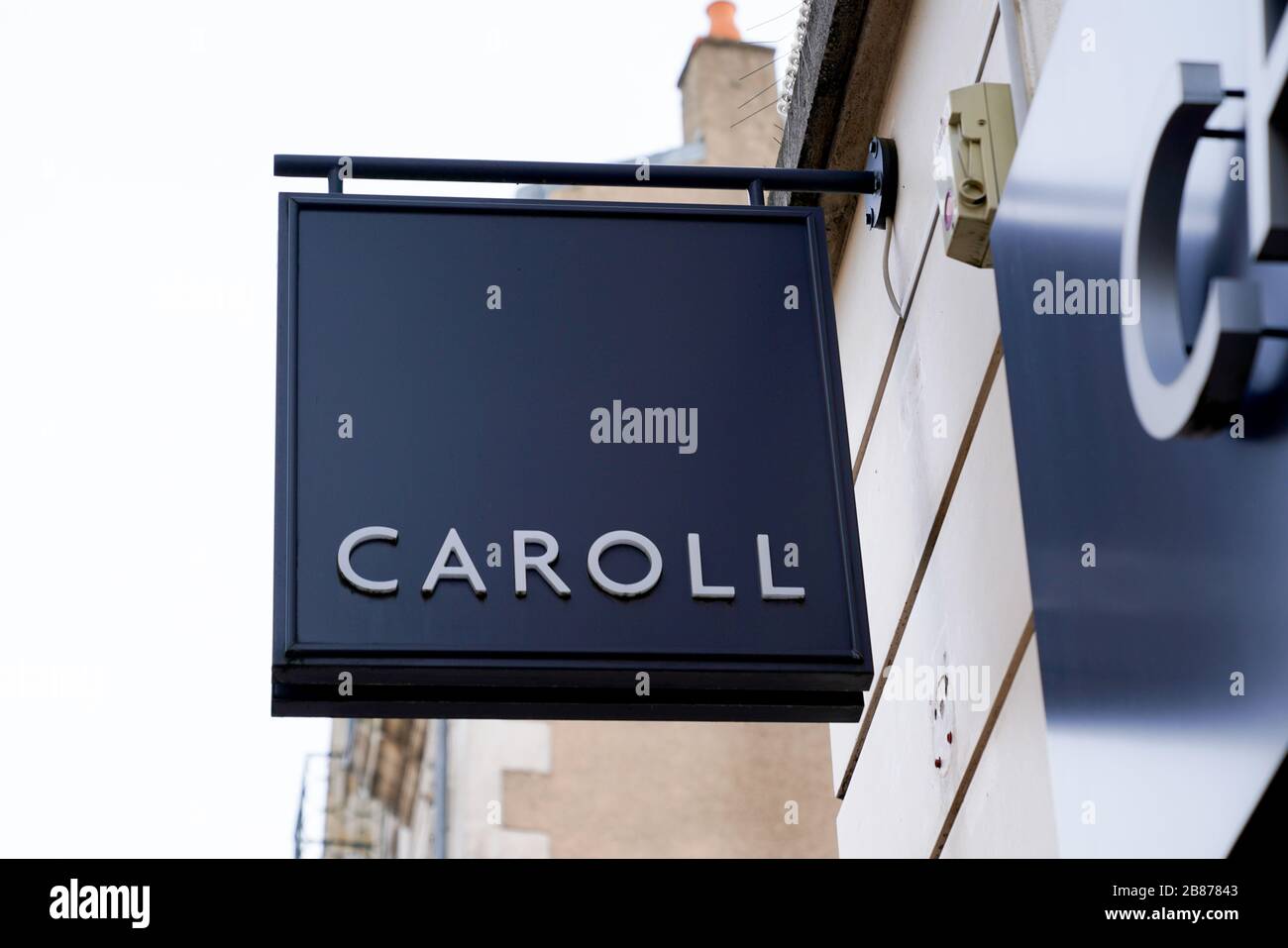 Bordeaux , Aquitaine / France - 02 02 2020 : Caroll logo clothing store fashion shop sign in ...