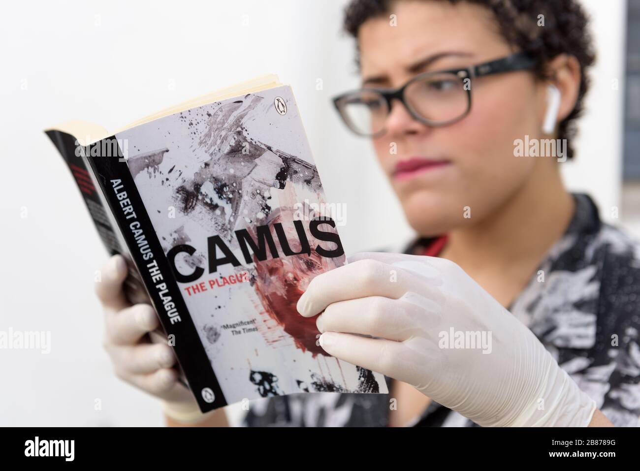 The plague camus hi-res stock photography and images - Alamy