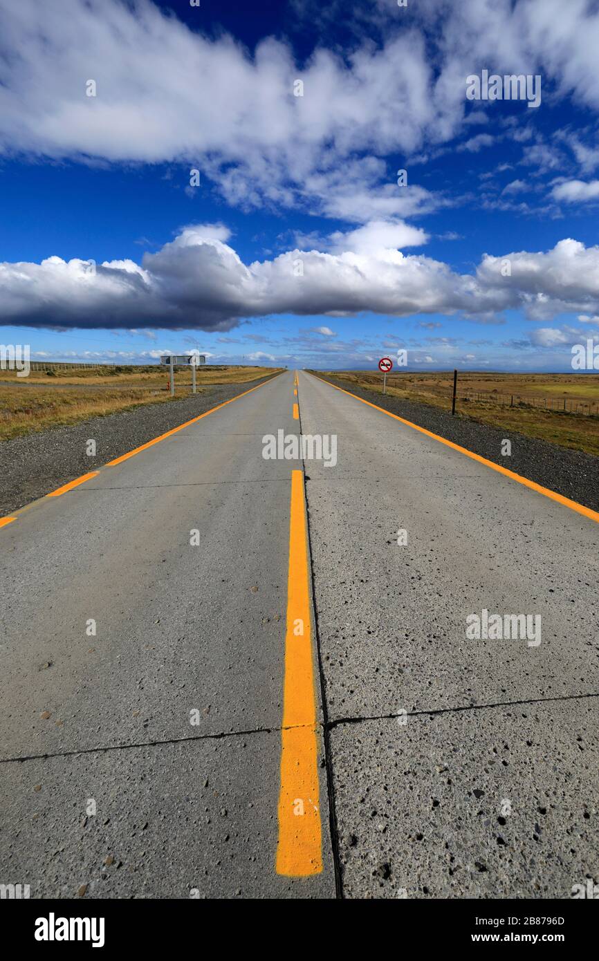 Tarmac road patagonia hi-res stock photography and images - Alamy