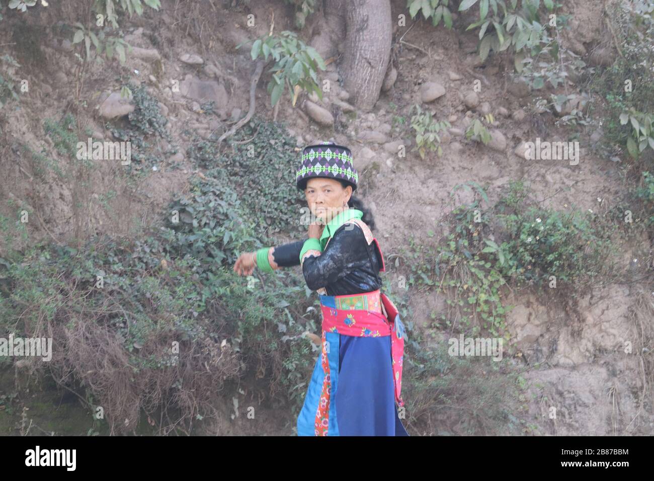 TRIBAL GIRL NEAR THE TOWN OF MUANG SING,LUANG NAMTHA PROVINCE,NORTHERN ...