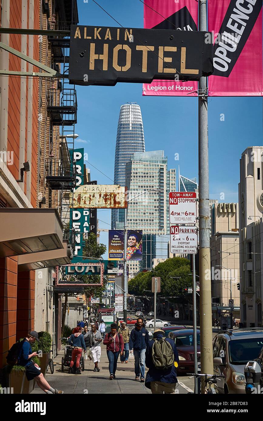 Mission street hi-res stock photography and images - Alamy
