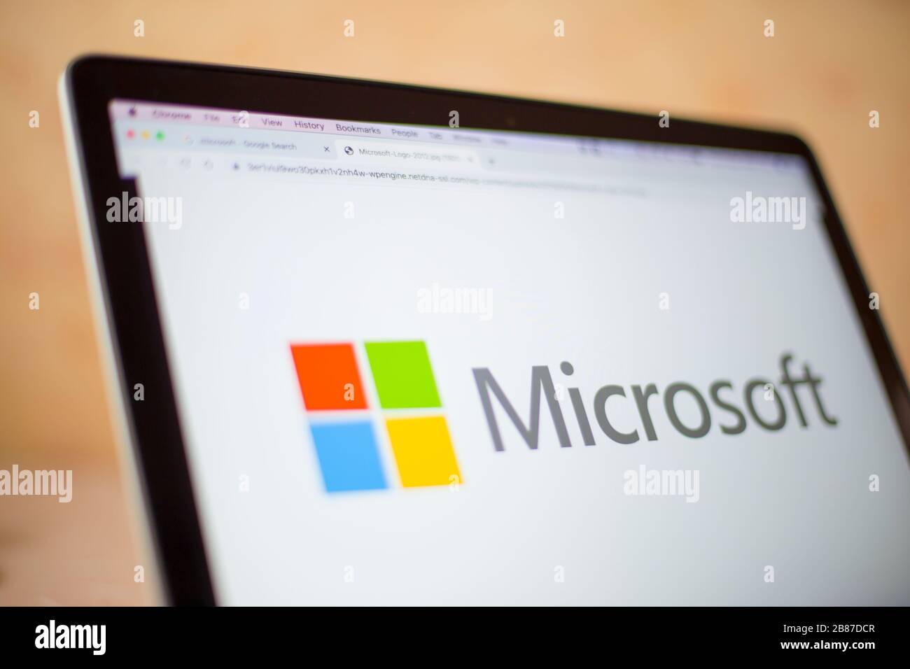 Microsoft website on the computer screen Stock Photo - Alamy