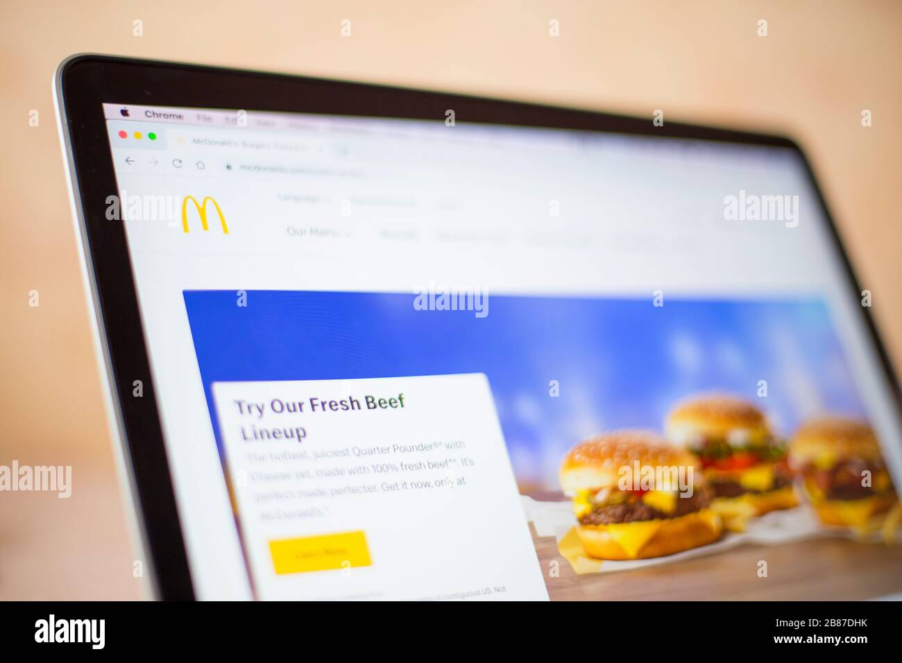 McDonalds web site on computer screen Stock Photo - Alamy