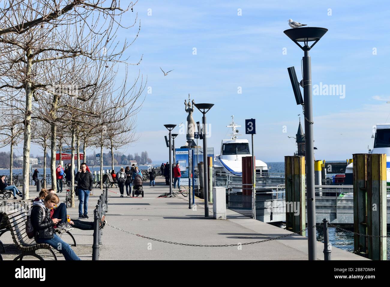 Lakeside of lake constance hi-res stock photography and images - Alamy