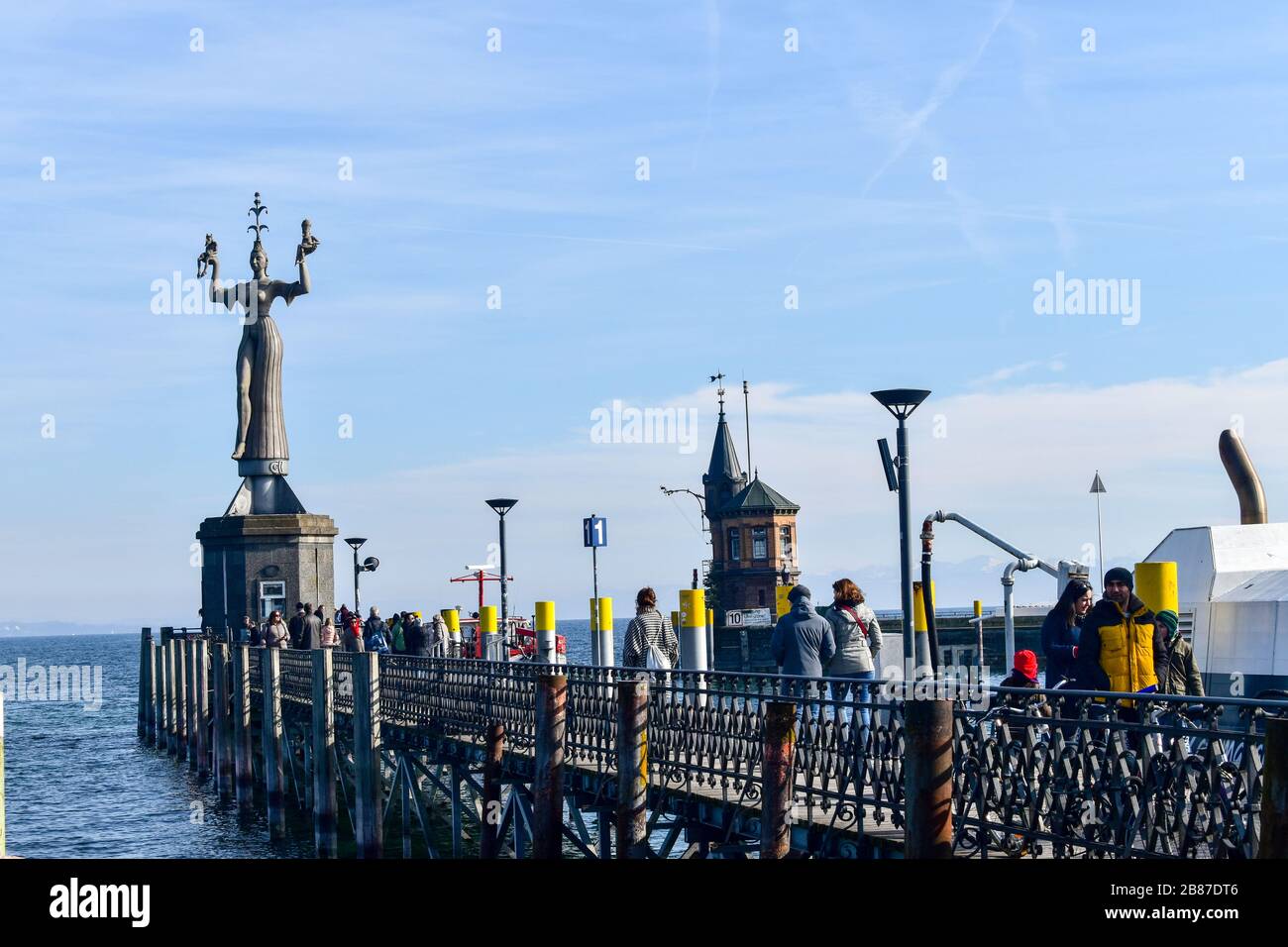 German town on lake constance hi-res stock photography and images - Alamy