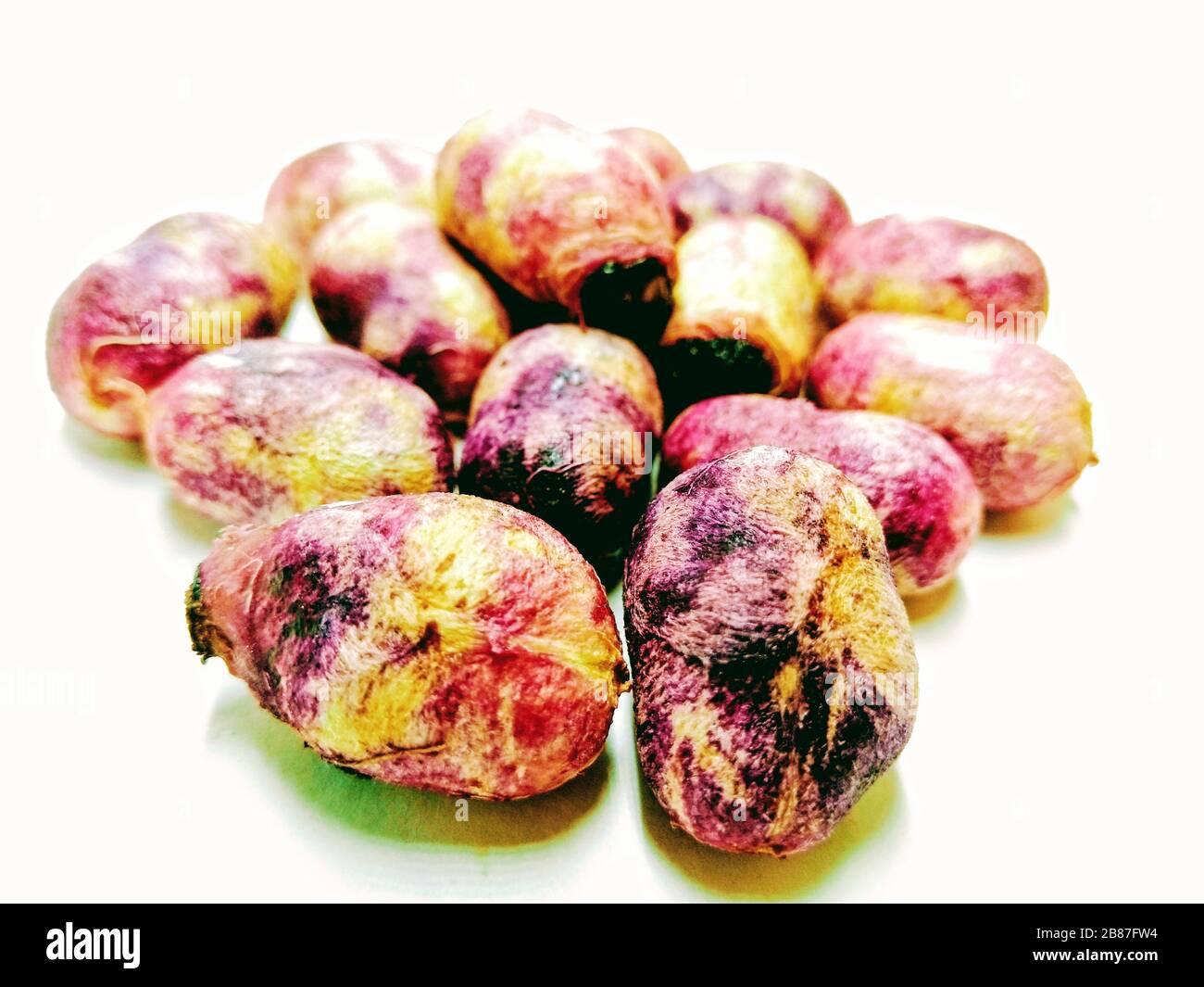 Blackberry seeds hi-res stock photography and images - Alamy