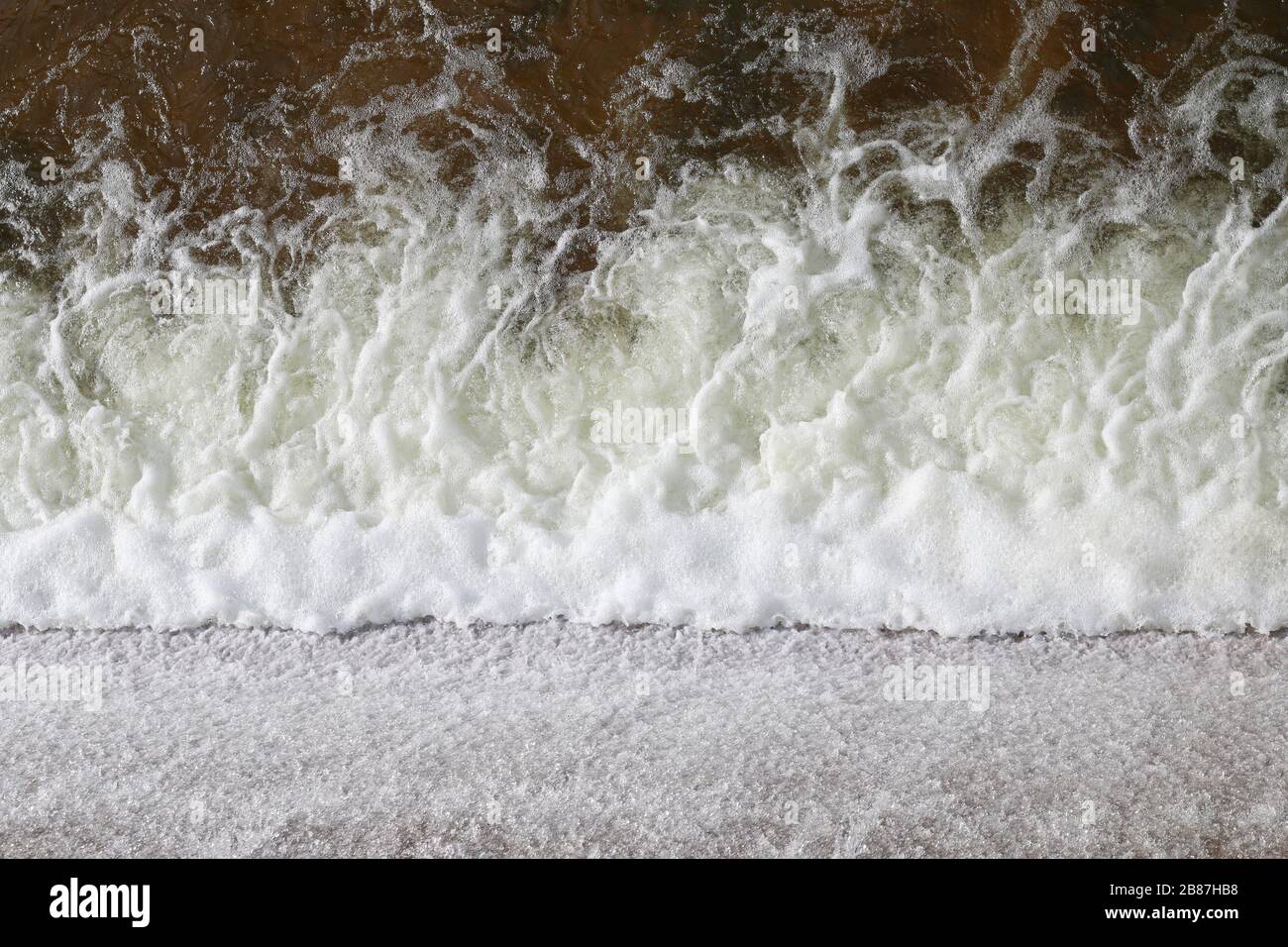 Water flowing splash fresh, Water flow Surface, Flowing water at Small ...