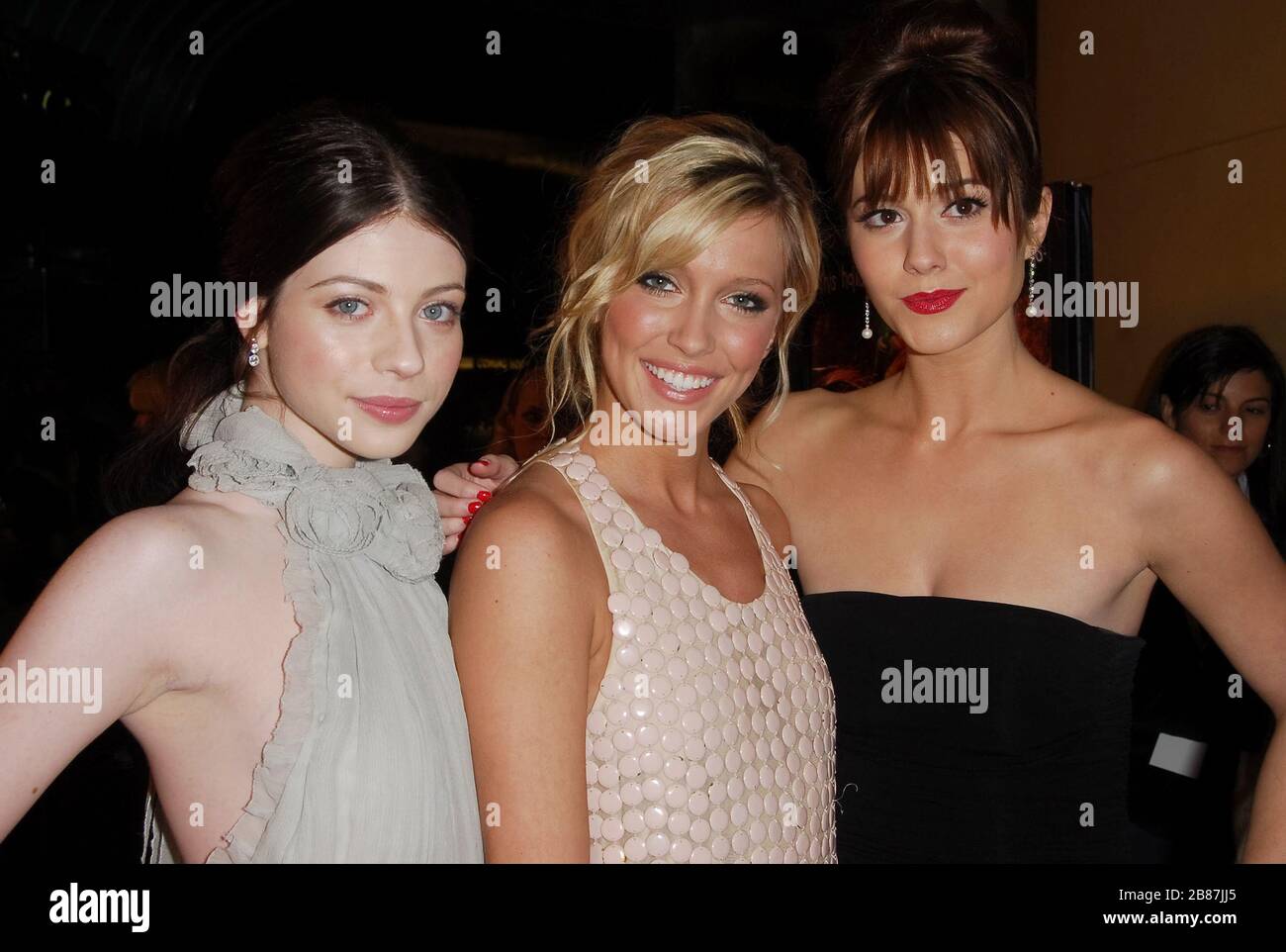 Katie cassidy and mary elizabeth winstead hi-res stock photography and ...