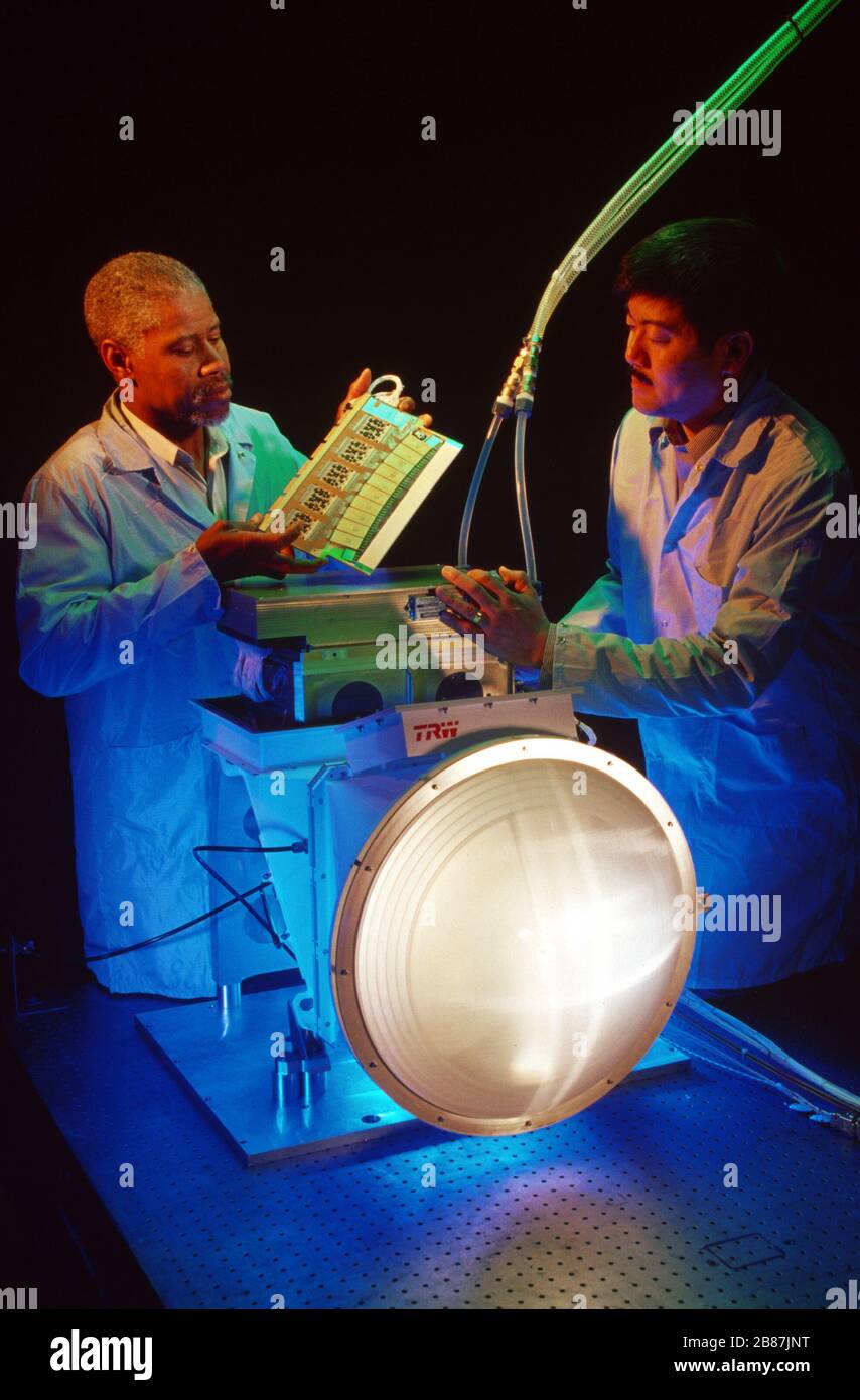 Passive millimeter wave hi-res stock photography and images - Alamy