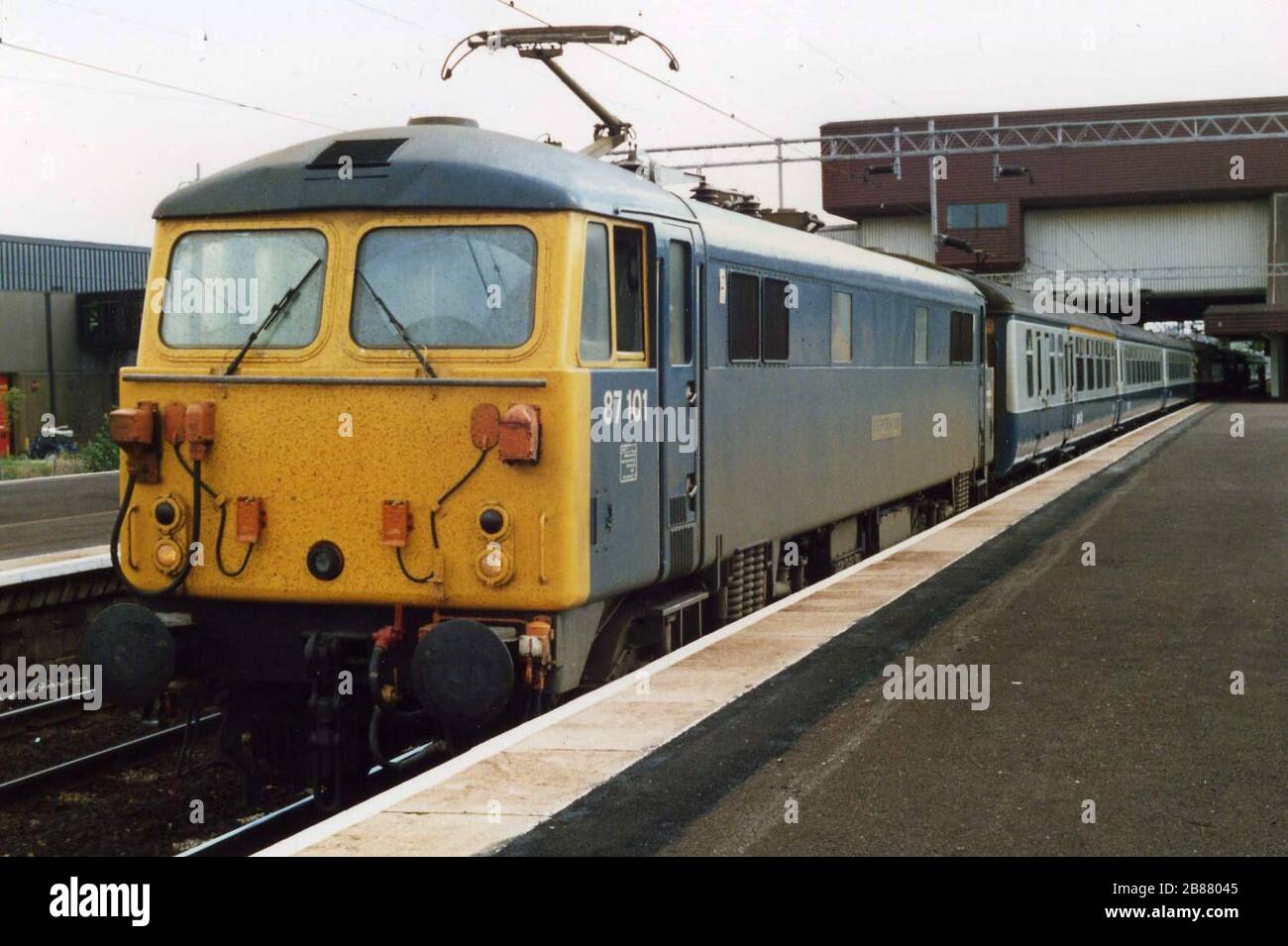 "English: The unique Class 87/1, No.87101 Stephenson, in original blue ...
