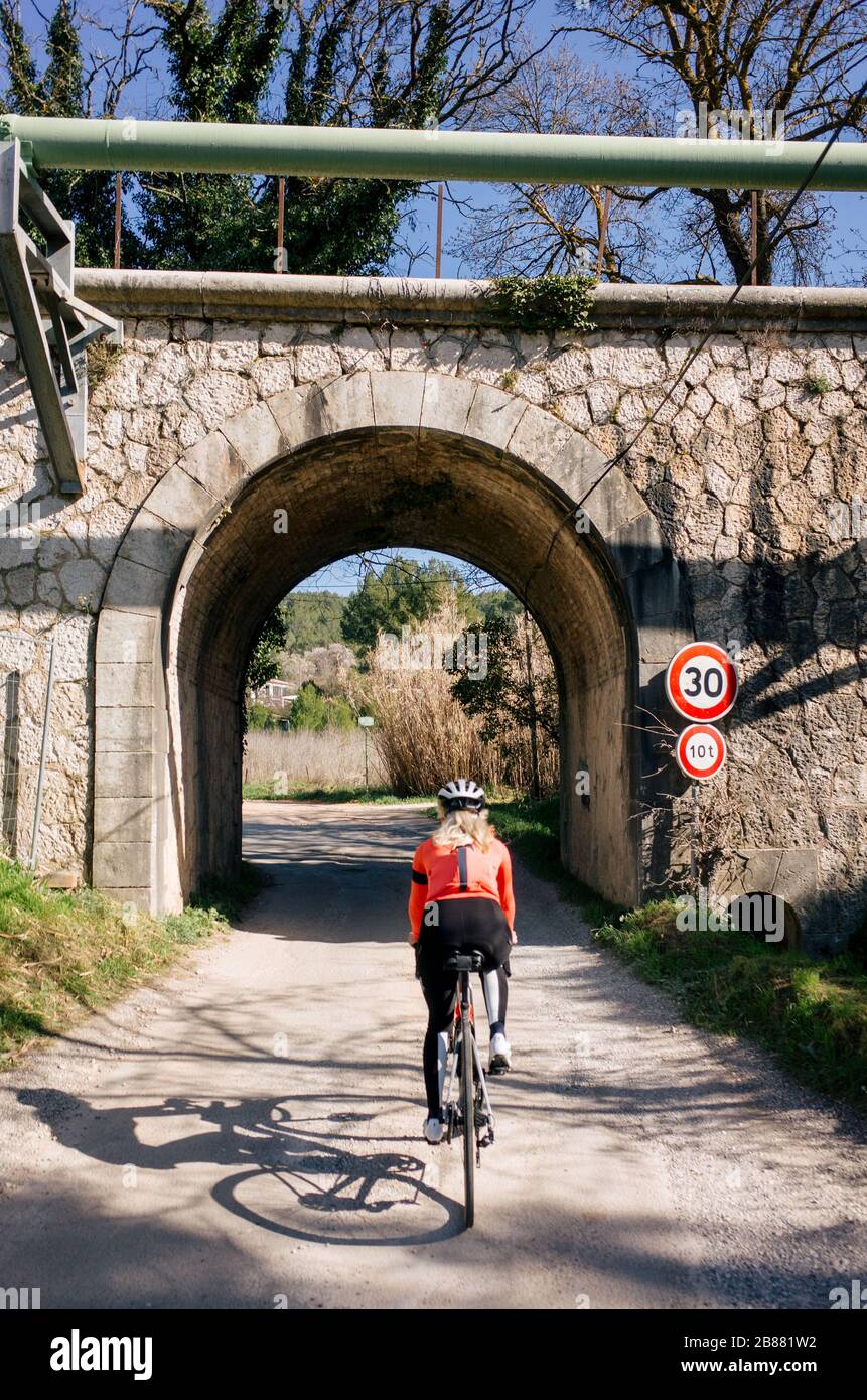 Friendship highway cycling route hi-res stock photography and images ...
