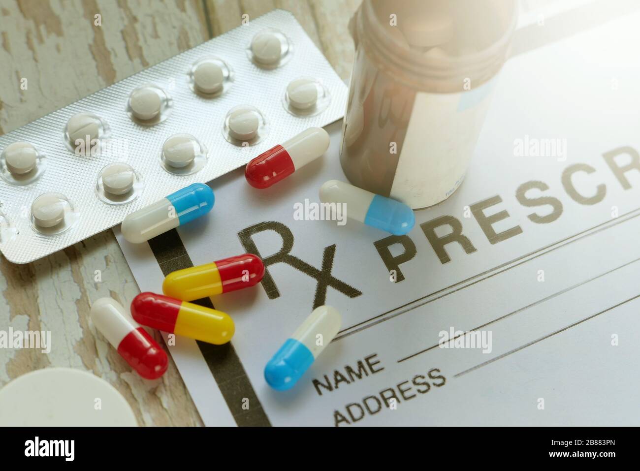 Drug prescription pad hi-res stock photography and images - Alamy
