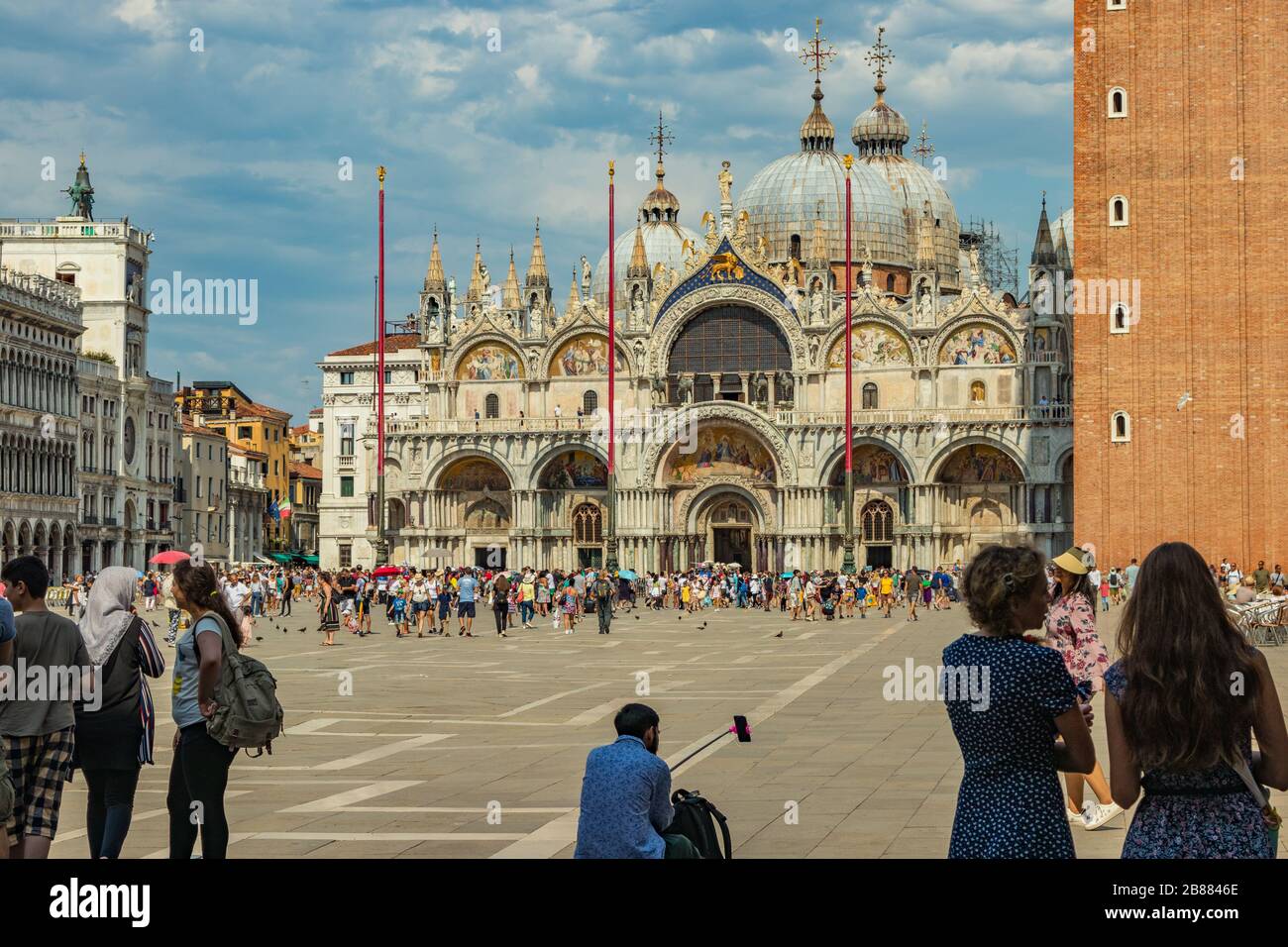 Torre venezia marco iglesia hi-res stock photography and images - Alamy