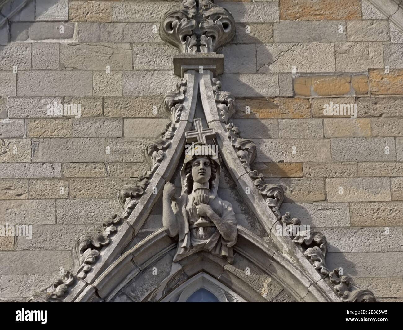 Triangle chapel hi-res stock photography and images - Alamy