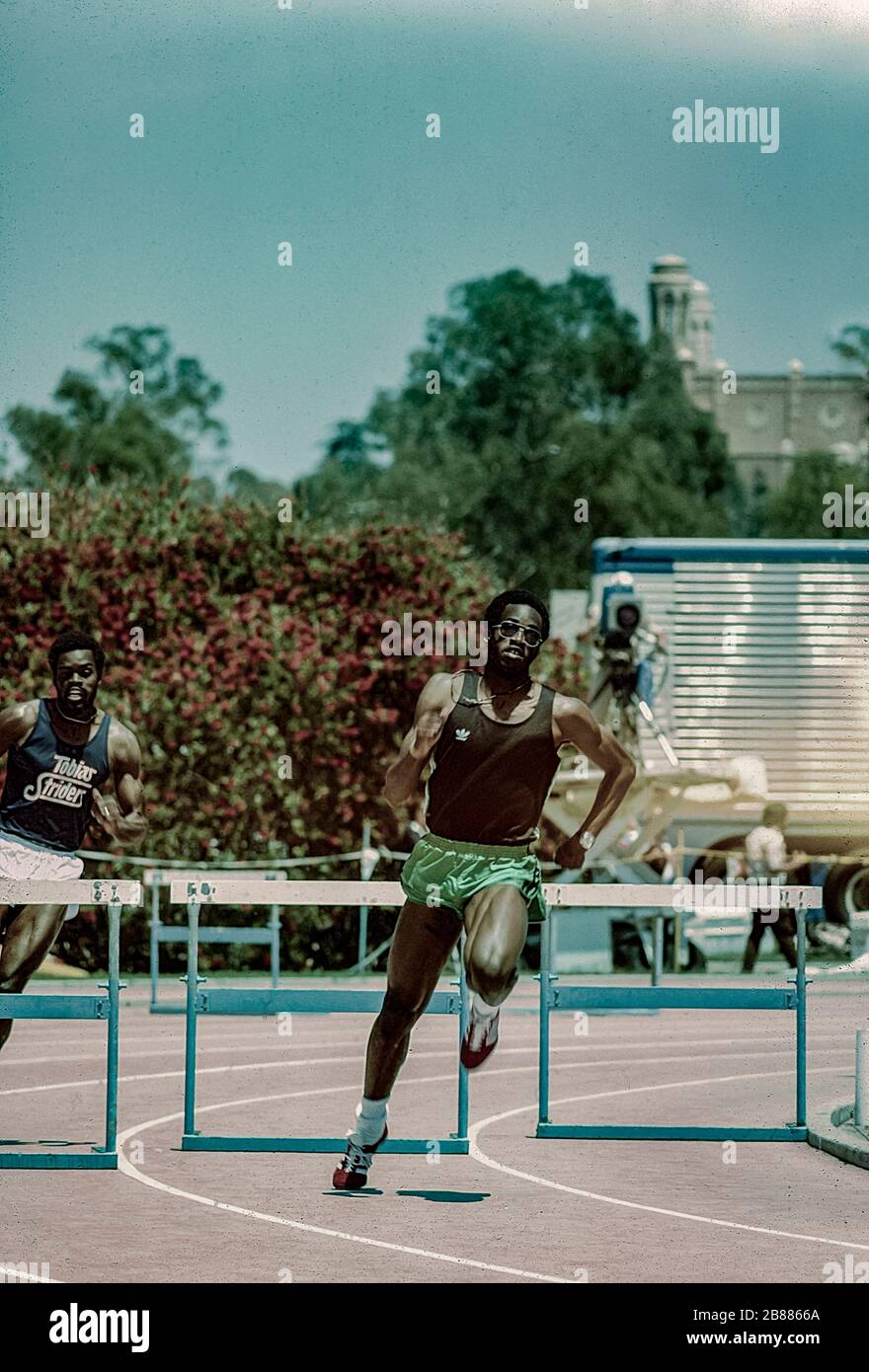 Edwin moses 1977 hi-res stock photography and images - Alamy