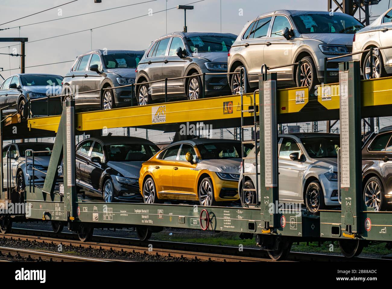 Vw factory hi-res stock photography and images - Alamy